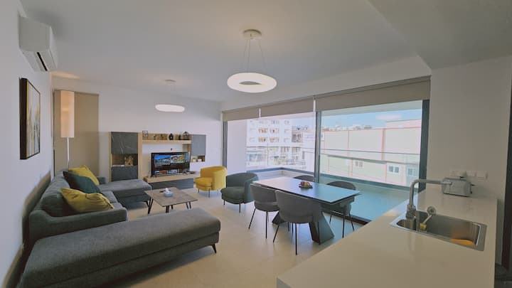 Stay: Diamond Apartment| 2br| Wifi| Balcony - Larnaca