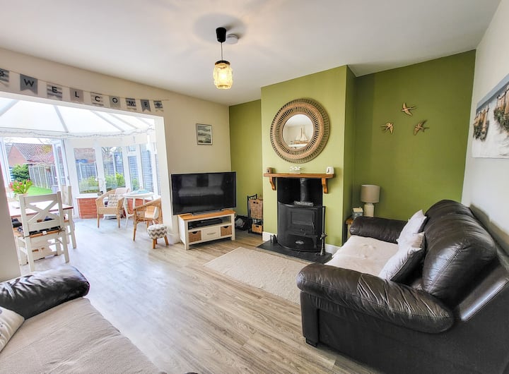 Dog Friendly Cottage 2 Minute Walk Winterton Beach - Winterton-on-Sea
