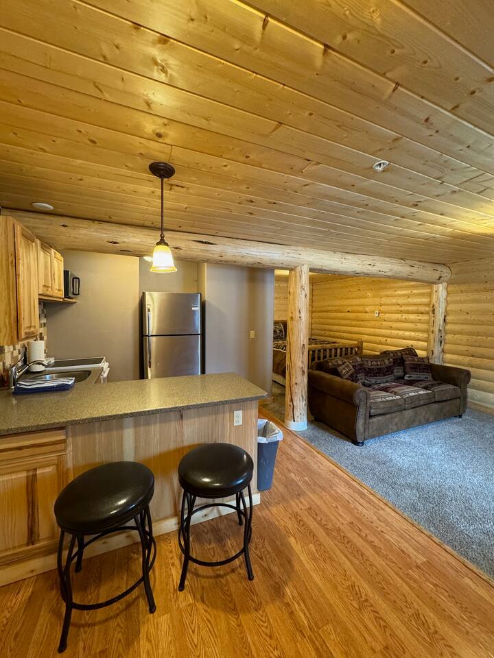 Grizzly Ridge - Lodge #3 - Cooper Landing, AK