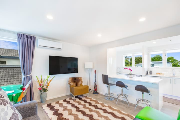 Ellerslie 3br House | Fresh Reno | Zodiak Stays - Auckland