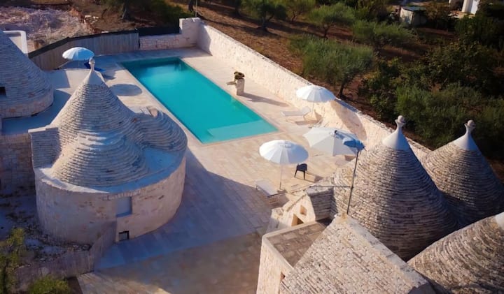 Trullo Pesco - Apulia