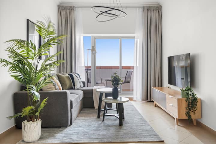 Silkhaus 1bdr In Art Xii | Easy Metro Access - ドバイ