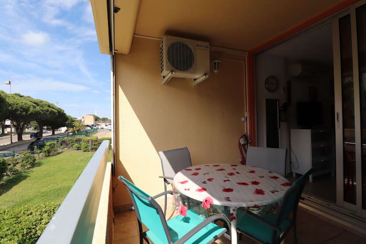 Studio Cabine Tout éQuipé Parking Clim Terrasse - Le Grau-du-Roi