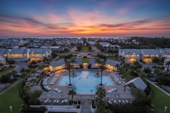 30a Charm | Resort Pool | Prominence - Alys Beach, FL