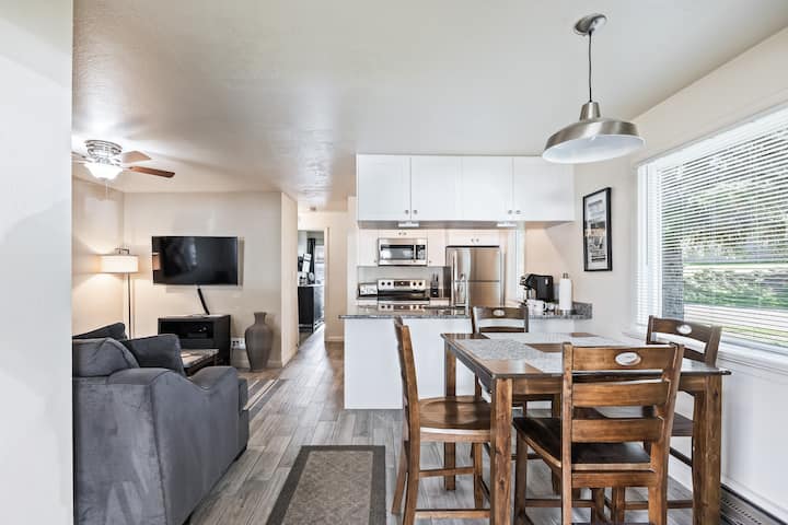 Walk To Ski Base, Great Location, Sleeps 4! - Park City, UT