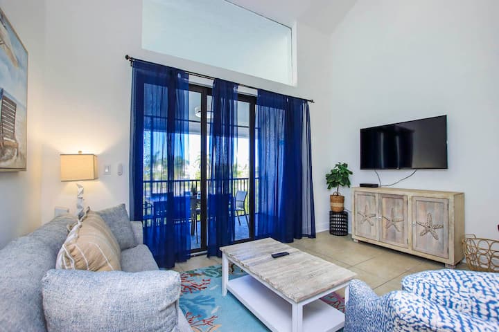 Captiva Escape: Great Condo W/pool, Steps To Beach - Captiva, FL