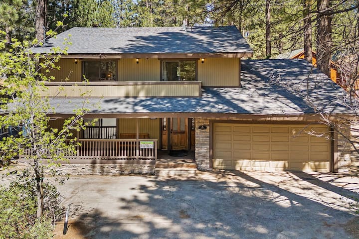 Mj's Hideaway:walk To Snow Summit!spa!petfriendly! - Big Bear Lake, CA