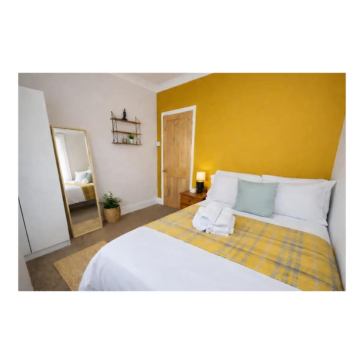 Spacious 4br Newmarket Walk To Races & High Street - Newmarket, UK