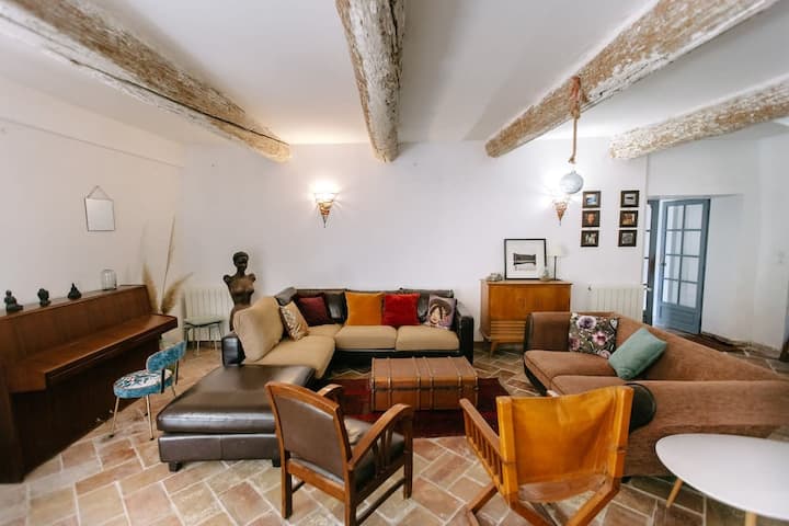 Suite De 40m2 Dans Mas Provençal Du 18ème Siècle - Monteux