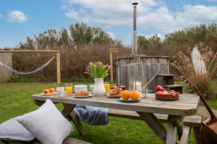 Wheal Jewel, Wheal Dream, Helston- Hot Tub & Pets - Helston