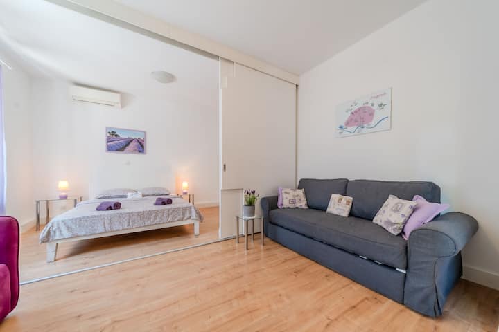Lavanda Apartment With Terrace - Happy Rentals - Zagreb