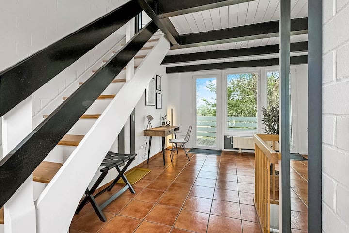 Traumhaftes Ferienhaus Für Bis Zu 6. Personen Mit - Fahrdorf