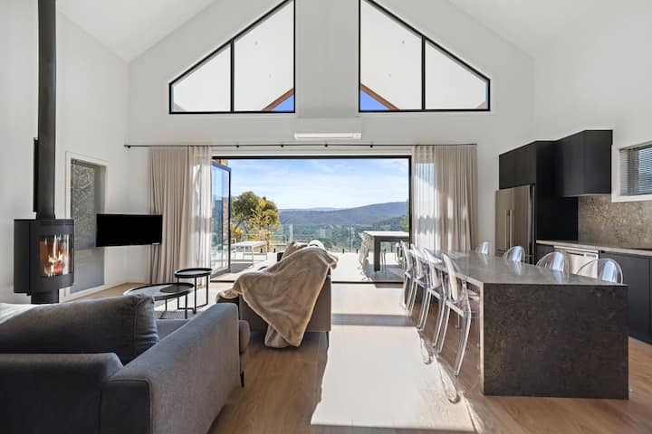 Black Tusk - Merrijig - Sleeps 8 - Mount Buller