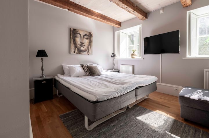 Charming Garden View Apartment: Terrace & Grill - Visby