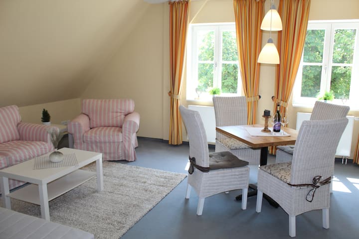Apartment Mit 2 Schlafzimmern - Winsen (Aller)