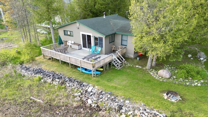 By The Bay On Drummond Island - Drummond, MI