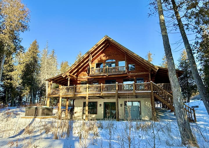 Bootjack Lodge On Drummond Island - Drummond, MI