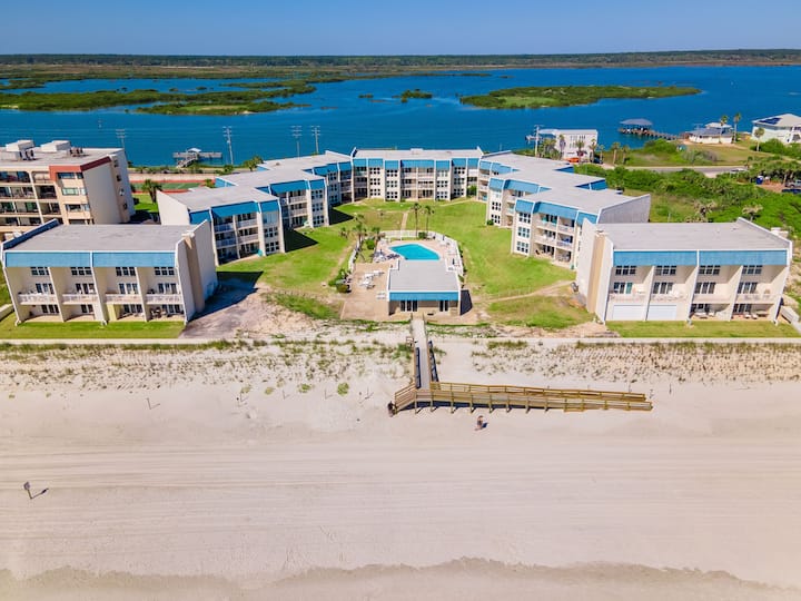 Coastal Retreat At Tradewinds 92 – Bring Your Boat - Crescent Beach, FL
