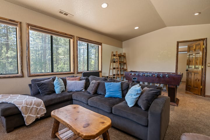 6br, Walk To Bear Mountain, Foosball Table, Bbq - Big Bear, CA