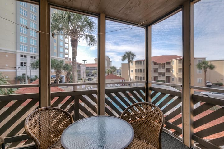Waipani E13 - 2br Charming Condo! Across From Beac - Cherry Grove Beach, SC