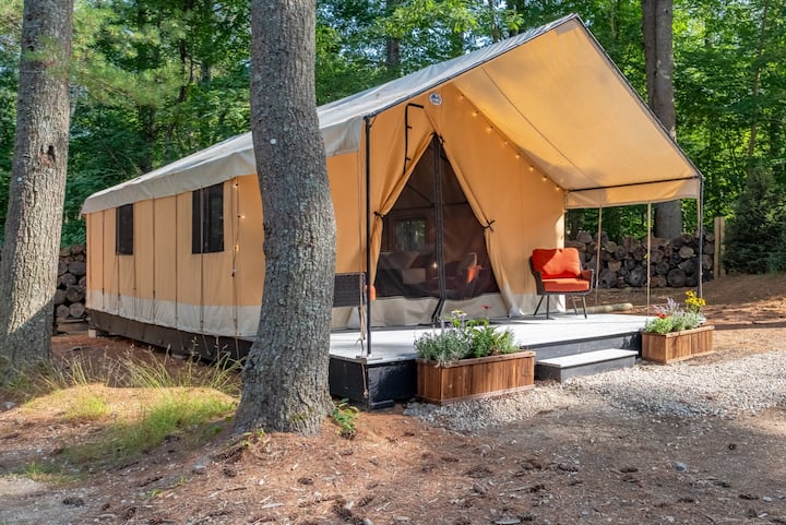 Large, Luxurious Glamping Tent - 14 - Freeport, ME