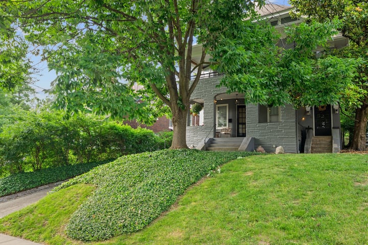 Cincinnati Apartment: 1 Mi To Hyde Park Square! - Madeira, OH