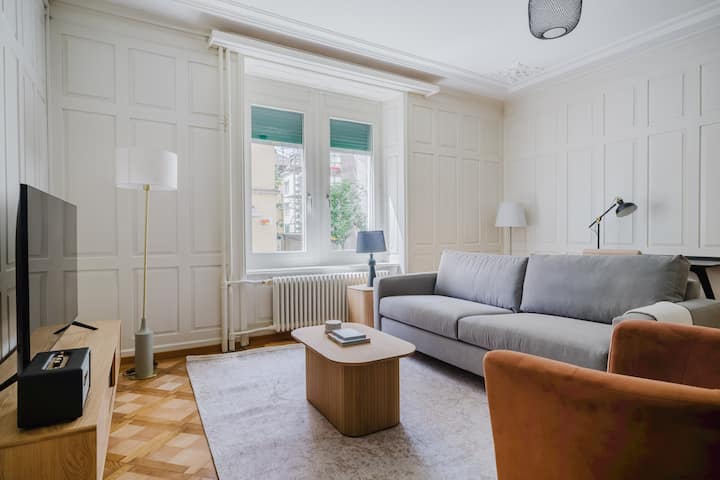 Blueground | Enge, Shared W/d, Nr Market, Old Town - Zurique