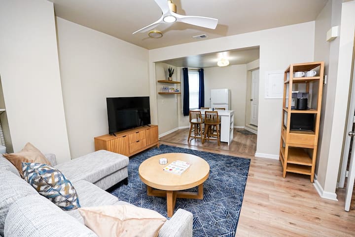 Two Bedroom Near Sports & Museums - Washington D.C., DC