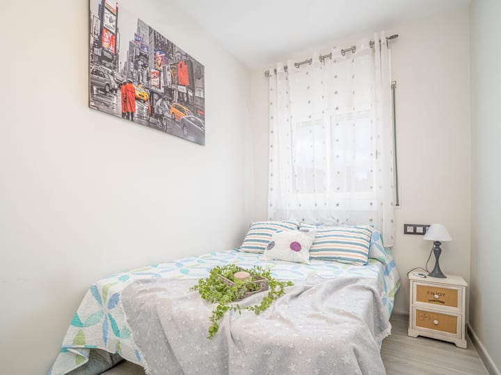 Biblos - House With Shared Pool - Empuriabrava