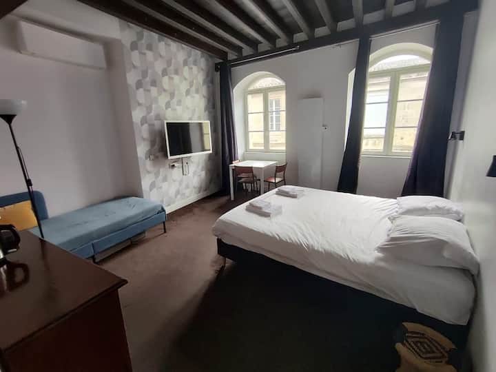 Charmant Studio Aux Chartrons Avec Climatisation - Bordeaux