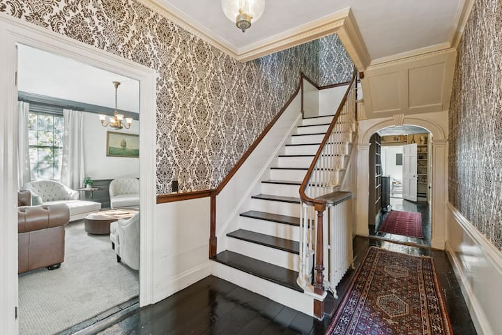Historic Elegance In The Heart Of Portland - 波特蘭