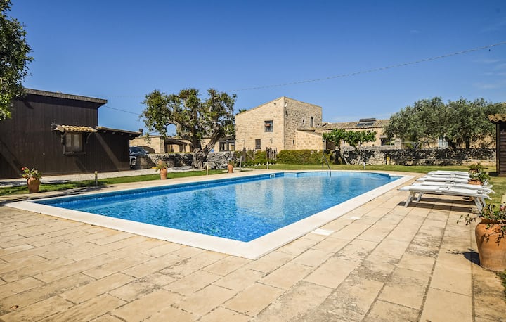 Cozy Home In Santa Croce Camerina - Marina di Ragusa