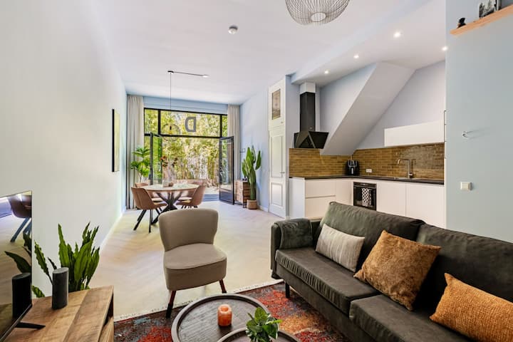 Stylish Apartment Next To The Amstel River- Unit D - Amsterdam