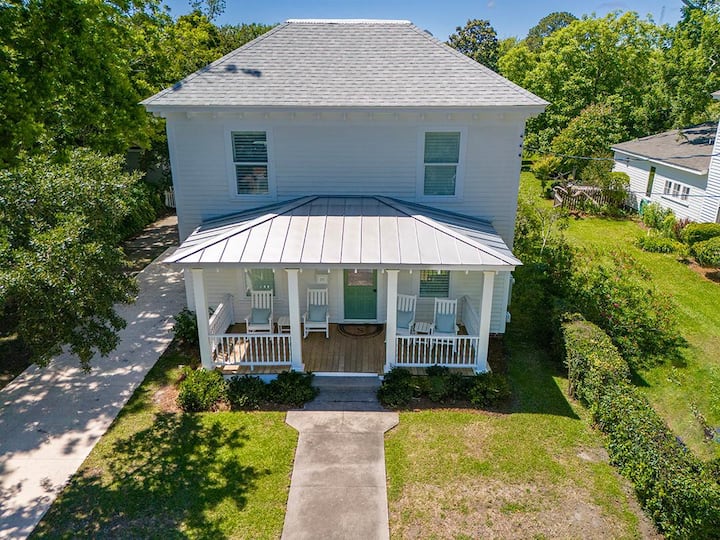 The Simpson-noe House In Beautiful Historic Beaufo - Beaufort