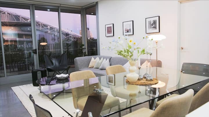 Modern Minimalist Haven - Auburn