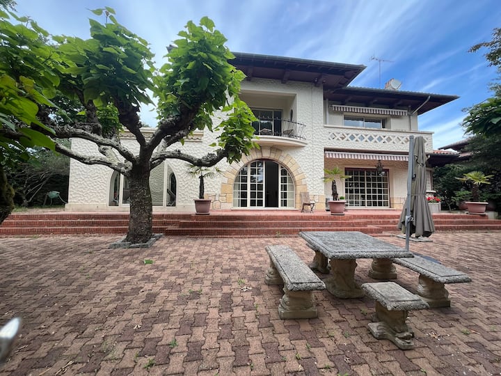 Villa Arcachon, 6 Pièces, 8 Pers. - Arcachon