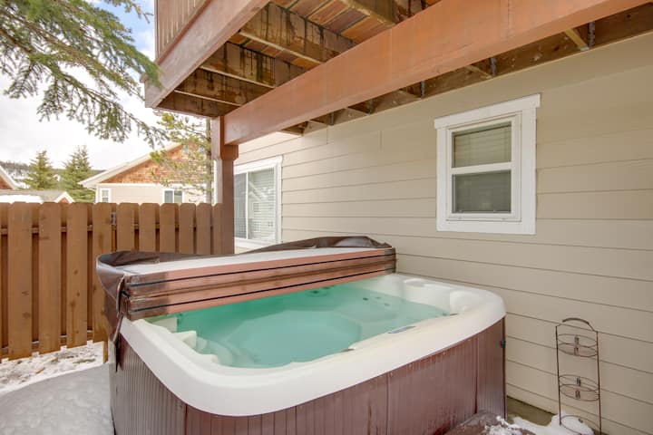 Cedar Creek Condo: Free Shuttle To Big Sky Resort! - Big Sky, MT