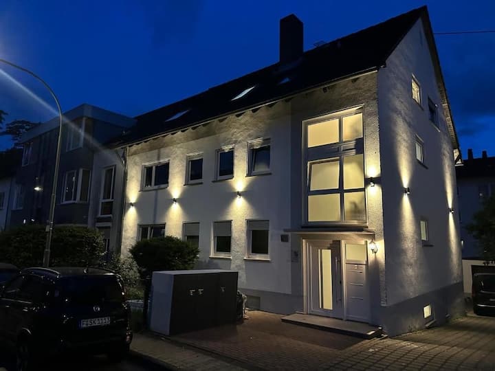 Gemütliche 2-zimmer Wohnung - Frankfurt