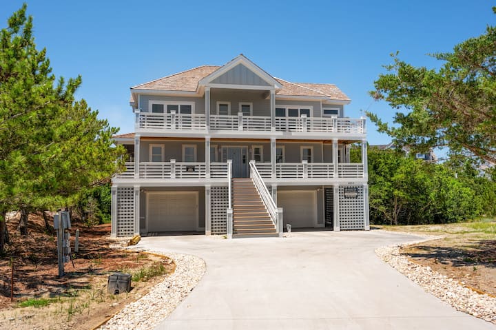 Benders Beach Bungalow: Brand New, Elevator, Views - Manteo, NC