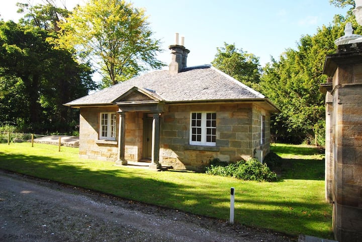 Strathtyrum Gate Lodge, St Andrews - Saint Andrews