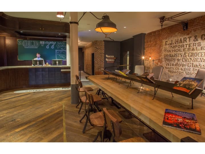 Mins To French Quarter, Deluxe Room + Hotel Perks! - New Orleans, LA