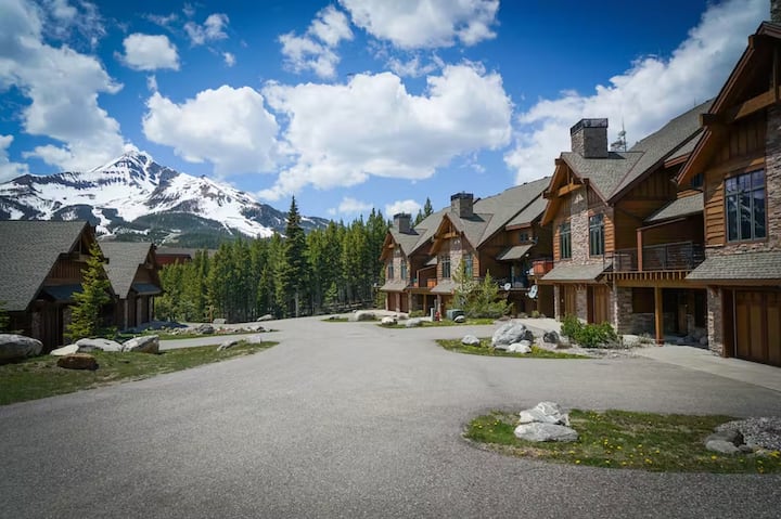 Alpenglow Condo - Alpine Big Sky - Big Sky, MT