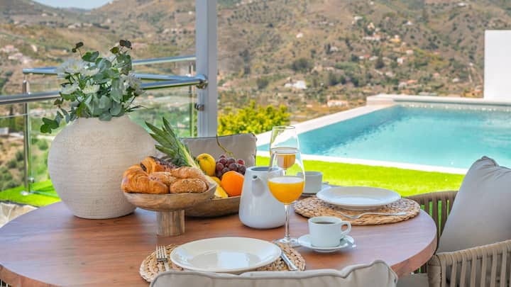 Villa El Retiro De Torrox By Ruralidays - Torrox