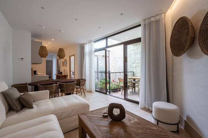 8px Lux Apt Private Patio. City Center - Cordoue