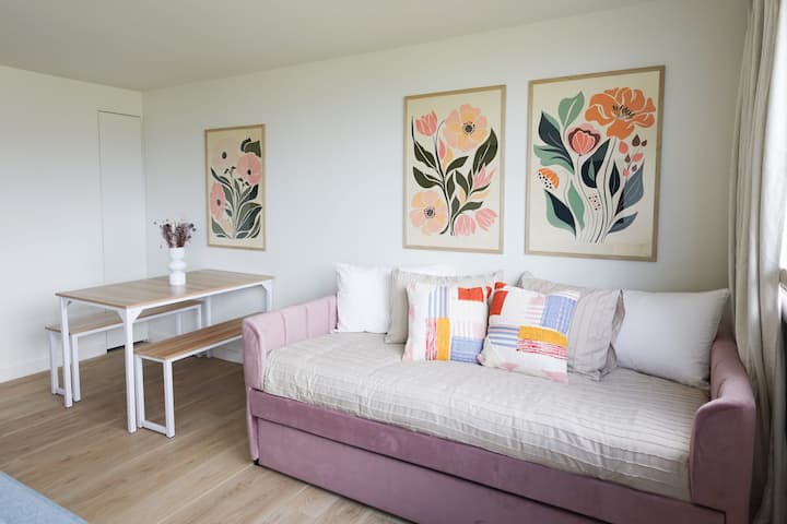 Stylish And Cozy One-bedroom At Island Colony - Waikiki Aquarium, Honolulu