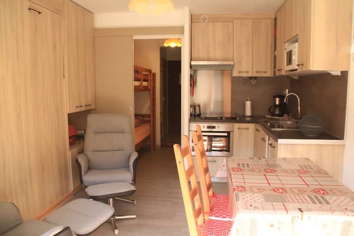 Portes Du Soleil Psa46 Telecabine & Mountain 4 Per - Châtel