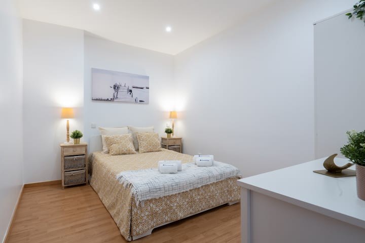 Hostwise - Amazing Flat In Downtown Porto - Oporto