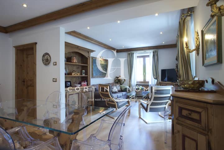 Ampio Appartamento In Zona Centrale - Cortina d'Ampezzo