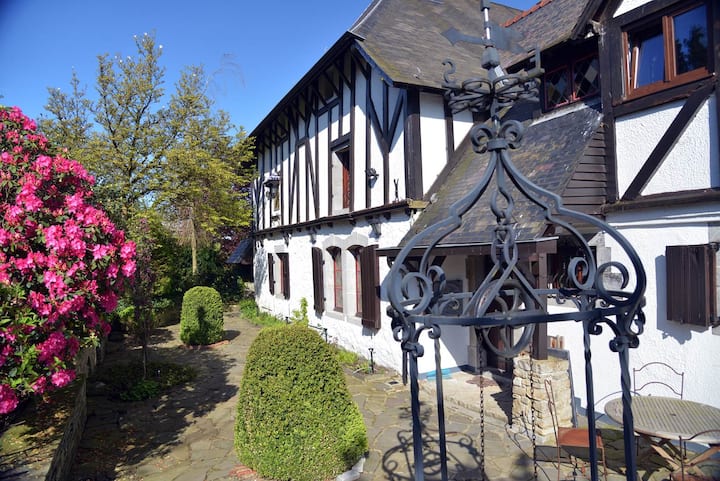 Le Manoir De Maubert (4/6 Pers.) - Chimay