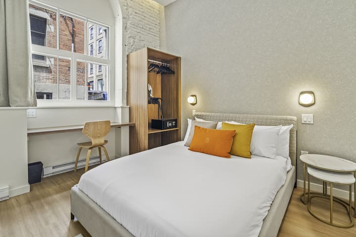 Arcadia Hotel Boutique - Basic Room - Montreal